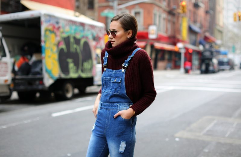 5 formas chic de usar un overol - Makía